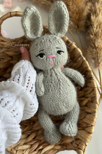 Ravelry: Knit Little Bunny pattern by Ola Oslopova
