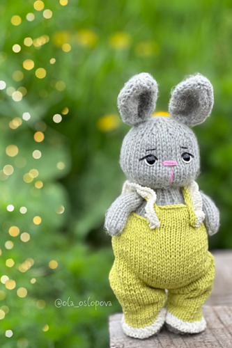 Ravelry: Knit Little Bunny pattern by Ola Oslopova