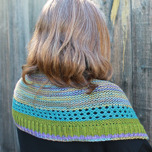 Ravelry: Miss Philpot's Shawl pattern by Thread Forward