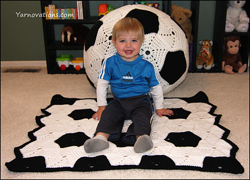 Ravelry: Soccer Blanket - Rectangular or Circular pattern by Yarn Twins
