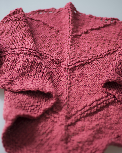 Ravelry: Jackie's Shawl pattern by Brenna del Junco