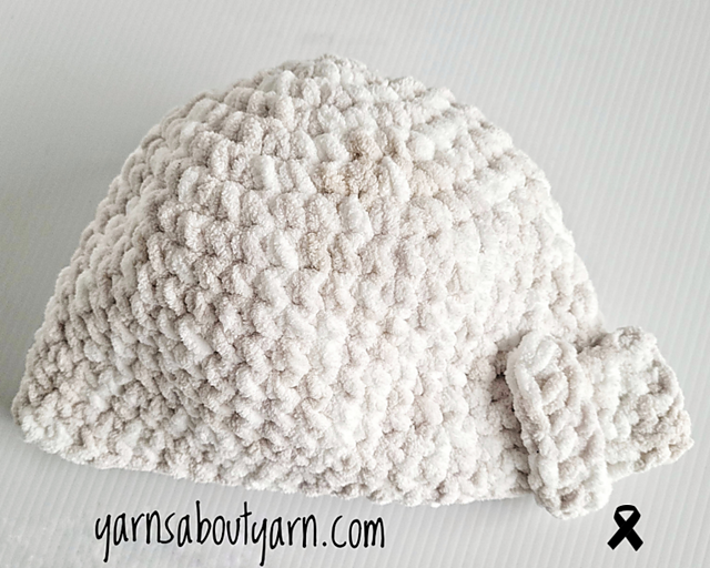 Ravelry: Buckle Up Beanie pattern by Charlotte Whaley