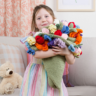 Ravelry: Blooming Bouquet Blanket pattern by Red Heart Design Team