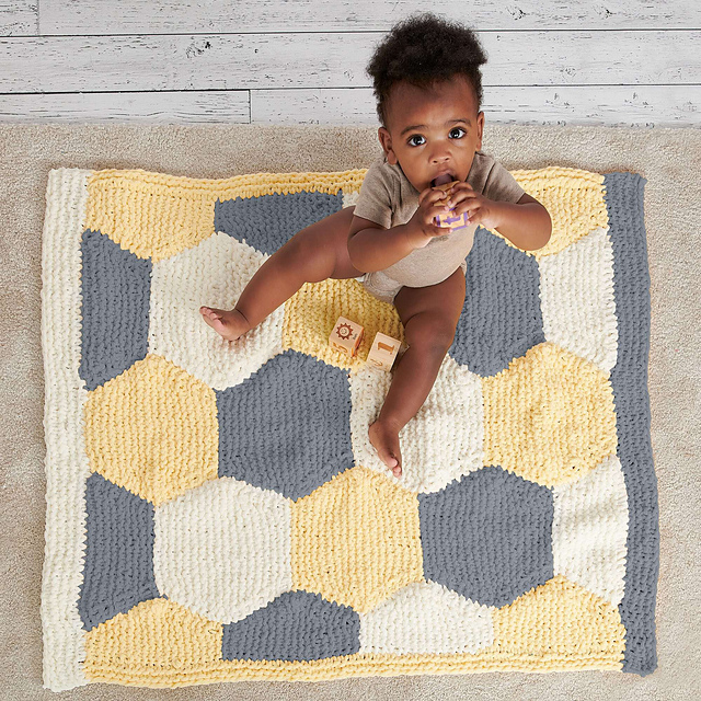 Ravelry: Honeycomb Panels Baby Blanket pattern by Yarnspirations Design ...