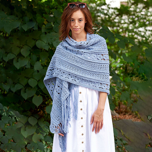 Ravelry: Circle Line Shawl pattern by Yarnspirations Design Studio