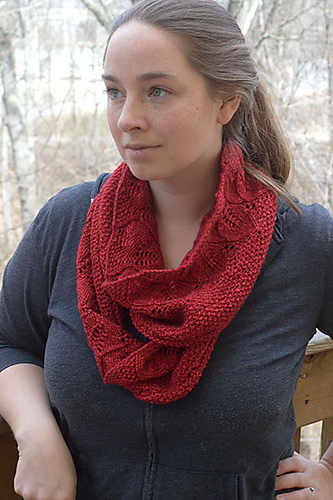 Ravelry: Hannah pattern by Yarnthology