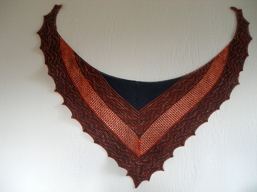Ravelry: Silberschwarz pattern by Sue Berg