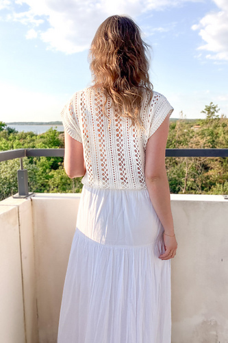 Ravelry: Lotus Lace Top pattern by YippieYarnYay