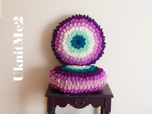 Ravelry: Flower Pillow Round Cushion pattern by U Knit Me 2