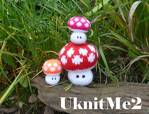 Ravelry: Toadstool Toy Amigurumi Mushroom pincushion pattern by U Knit Me 2