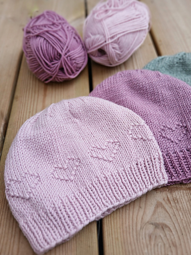 Ravelry: Tiny Heart Children's Hat pattern by YourKnittingroom