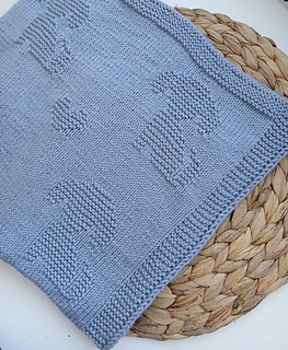 Ravelry: Family Dog Blanket pattern by YourKnittingroom