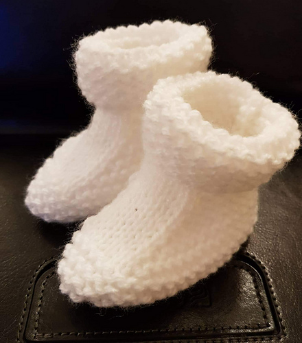 Ravelry: Babbity Baby Booties pattern by marianna mel