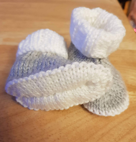 Ravelry: Baby Hug Boots pattern by marianna mel