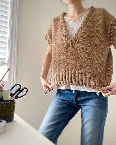 Ravelry: Hello Vest pattern by Yun Jeong