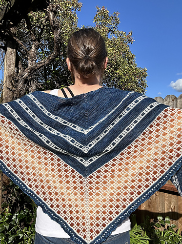 Ravelry: Slowly Drifting pattern by Melanie Berg