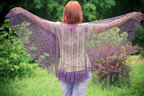 Ravelry: Shawl Fragrant Liatris pattern by Olga Bochkareva