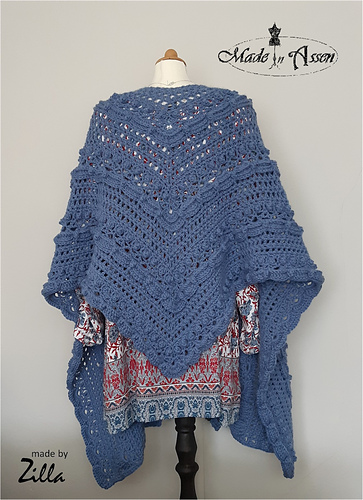 Ravelry: Time curve (V-shawl (& poncho) mod Lost in Time) pattern by ...