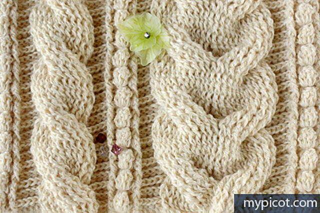 Ravelry: 0025 - Cable & Textured pattern pattern by MYpicot
