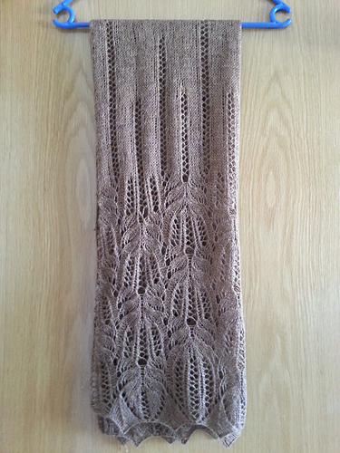 Ravelry: Panna Frost Flower Lace Shawl pattern by Foldi knit