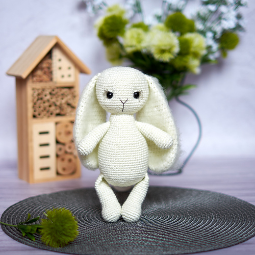 Ravelry: Bunny sisters pattern by Zayceva Natalia
