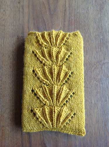 Ravelry: Bear Claw pattern by Mariana Martins
