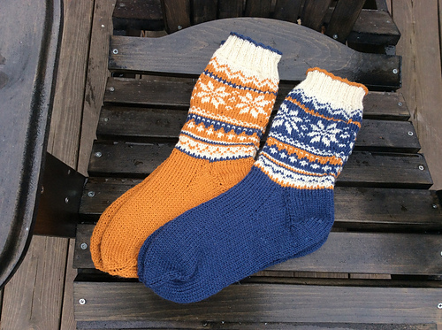 Ravelry: 0-910 Chicken Legs pattern by DROPS design