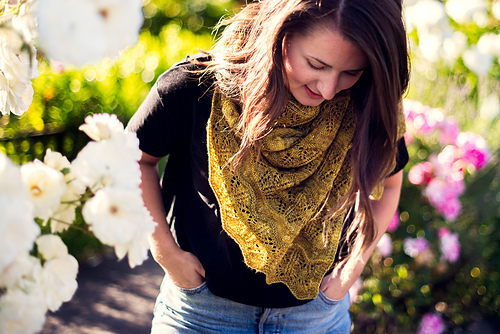 Ravelry: Olive Wallpaper Shawl pattern by AbbyeKnits