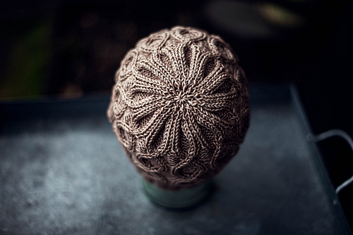 Ravelry: Loopty Hat pattern by AbbyeKnits