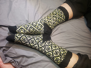 Ravelry: Dragon's Eye pattern by Robyn Goldstein