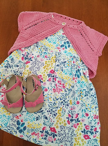 Ravelry: Charlotte's Sunday Shrug pattern by Lisa Seifert