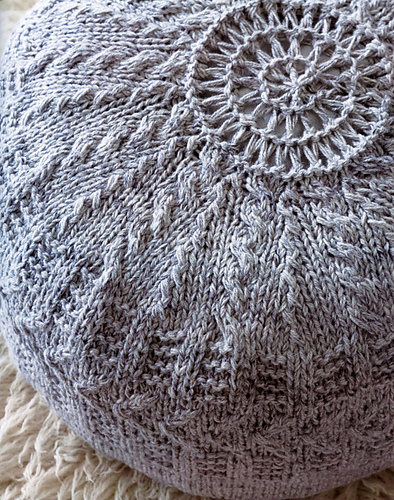 Ravelry: Round Pouffe pattern by Ruth Cross