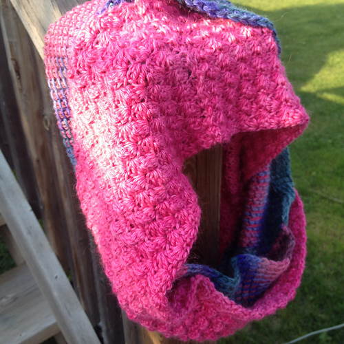 Ravelry: BFF cowl pattern by ACCROchet