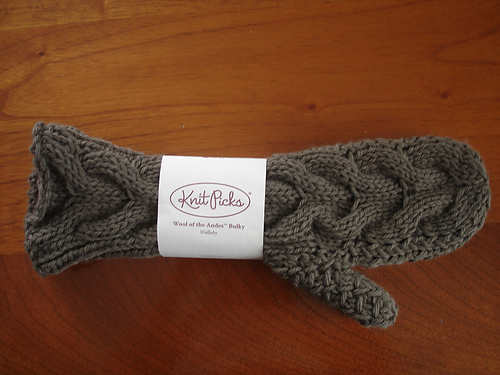 Ravelry: Twilight Chunky Bella Mittens, Knitted Flat. pattern by Nancy Fry