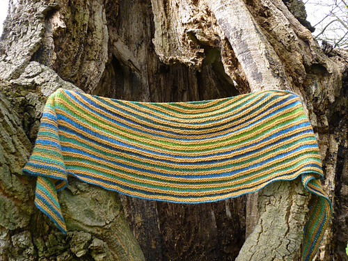 Ravelry: Happy Half Moon pattern by Susan Ashcroft