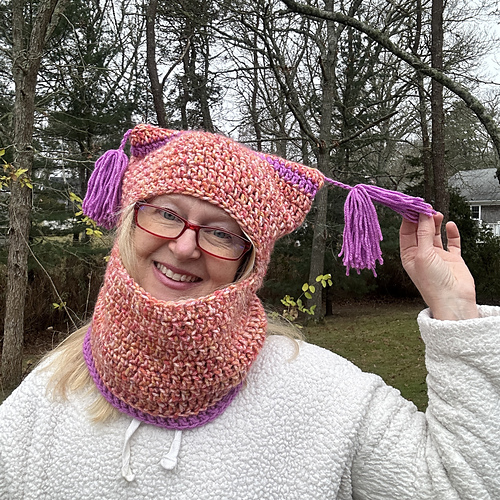 Ravelry: The Funky Hat pattern by Kris Stone
