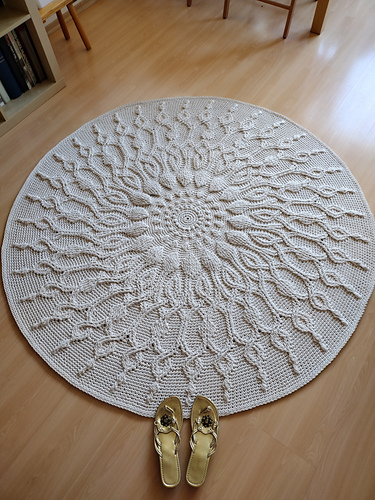 Ravelry: January Arabesque Rug pattern by Magic Carpet Studio