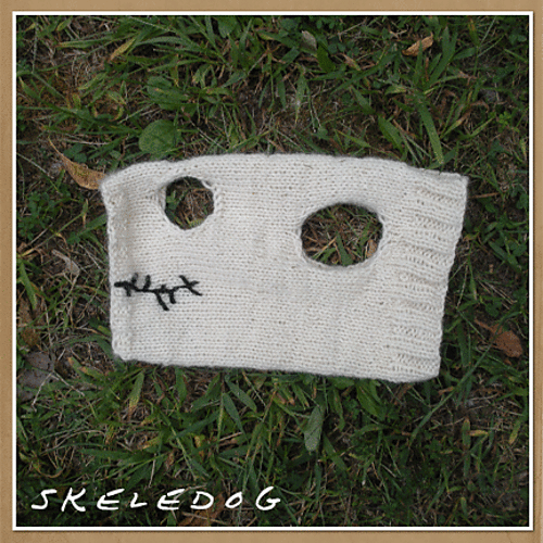 Ravelry: skeledog halloween snood/ mask pattern by Jenna Greer