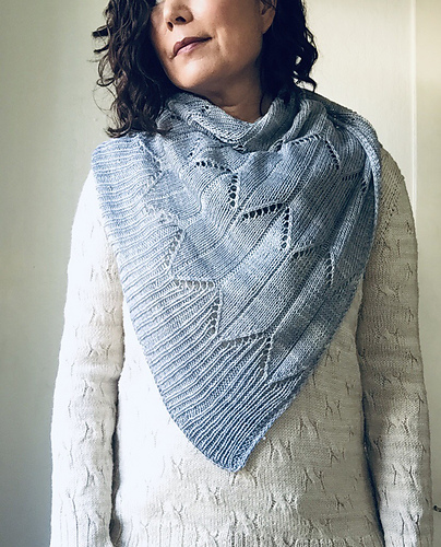 Ravelry: Morning Stillness pattern by Lisa Hannes