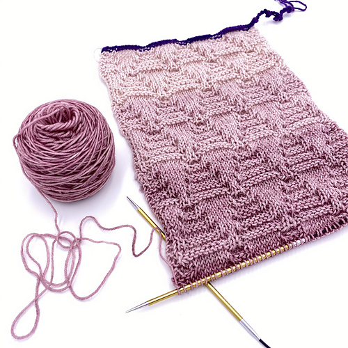 Ravelry: Republic of Splendor Cowl pattern by Tanis Gray