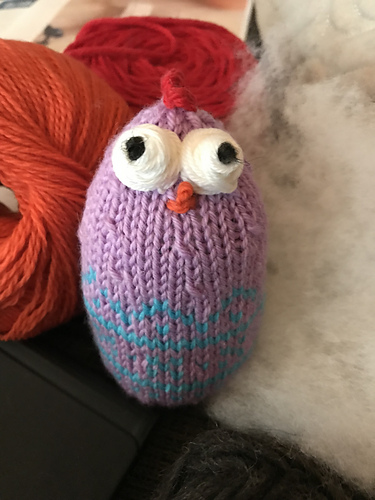 Ravelry: Easter chickens Norwegian style pattern by Bente Presterud