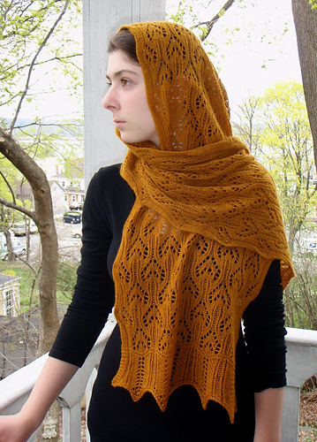 Ravelry: The Diwali Wrap pattern by Andrea Jurgrau
