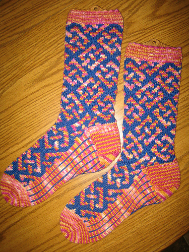 Ravelry: Chain Reaction pattern by Tobi Beck