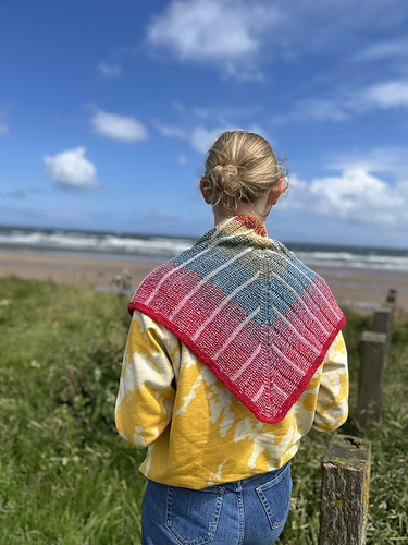 Ravelry: Indigone pattern by Kate Harvie