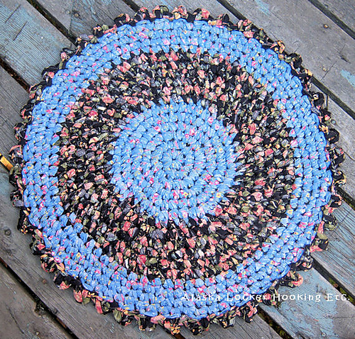 Ravelry: Crochet Round Rag & Yarn Rugs pattern by Donna Jacobson