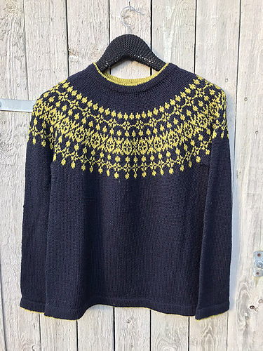 Ravelry: Freya´s trøje pattern by Åse Hansen