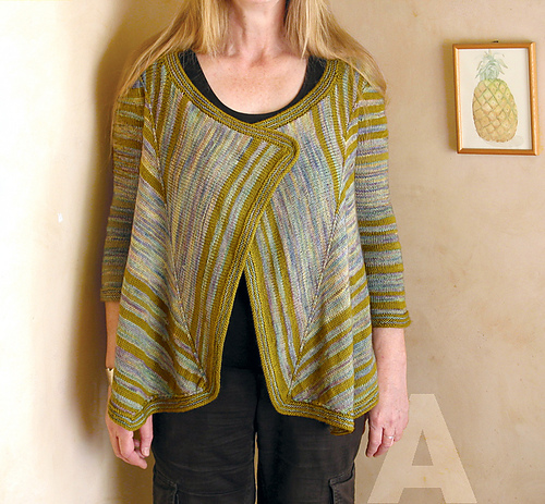 Ravelry: Amandine Cardigan pattern by alfa knits