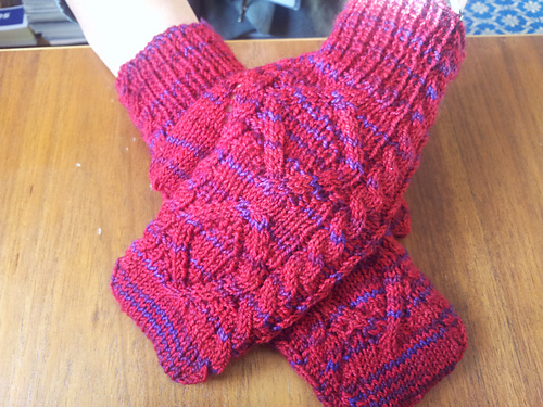 Ravelry: Window Mittens pattern by Alecia Ann