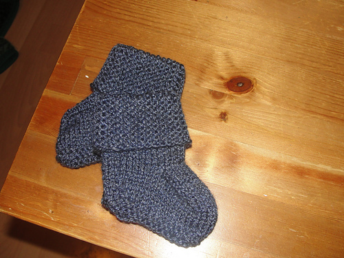 Ravelry: Baby Uggs pattern by Autumn Street