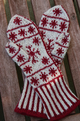 Ravelry: Maple Leaf Mittens pattern by tincanknits